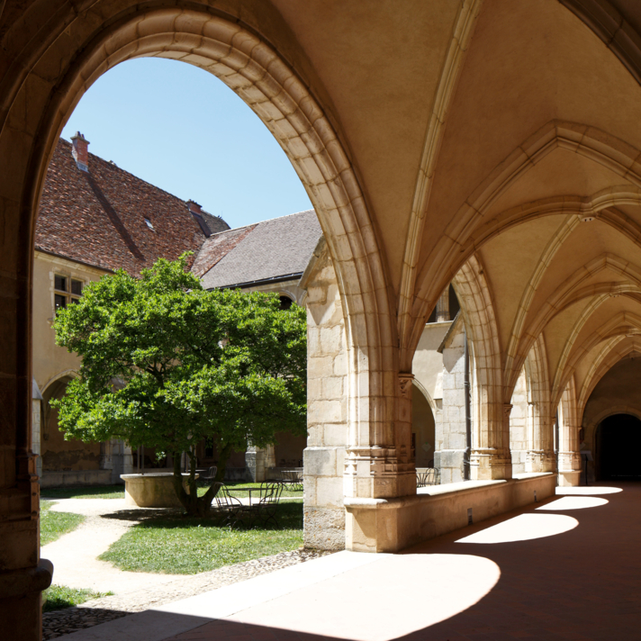 Les trois cloîtres